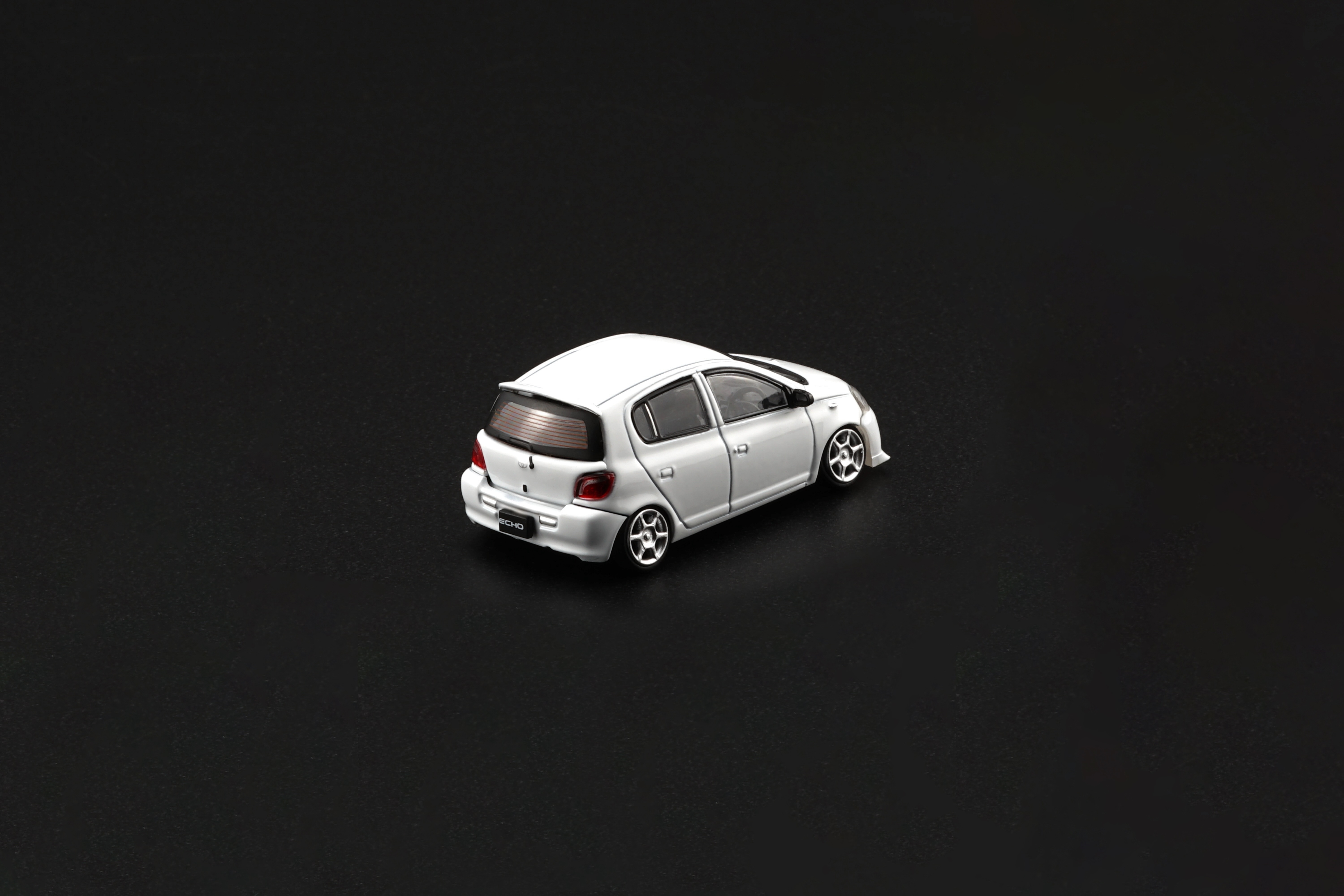 Tiny - Hong Kong Bus Model Shop - BMC 1/64 Toyota 1998 Yaris / Echo ...