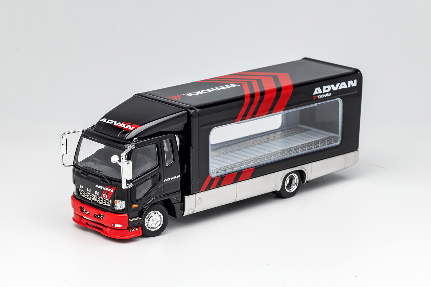 GCD 1/64 Mitsubishi Fuso Fighter Advan RHD - Tiny 微影