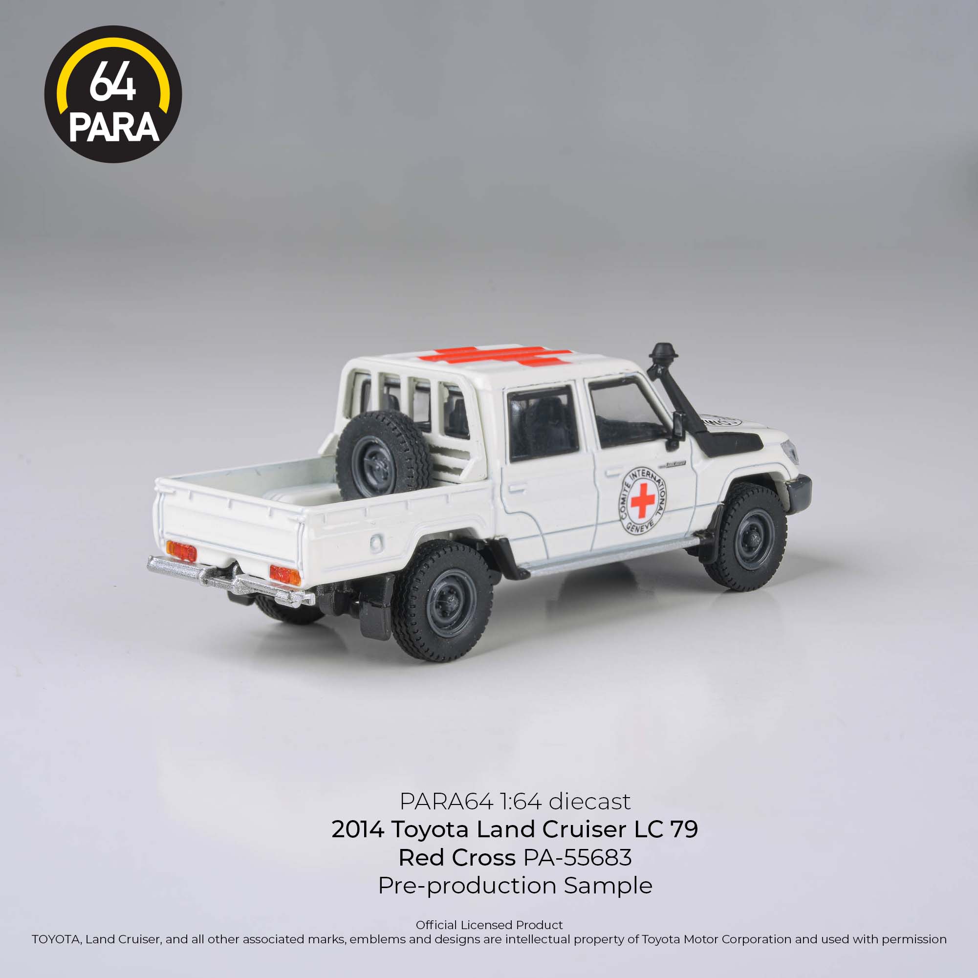PARA64 1/64 2014 Toyota Land Cruiser Double Cab Pickup LC79 Red Cross ...